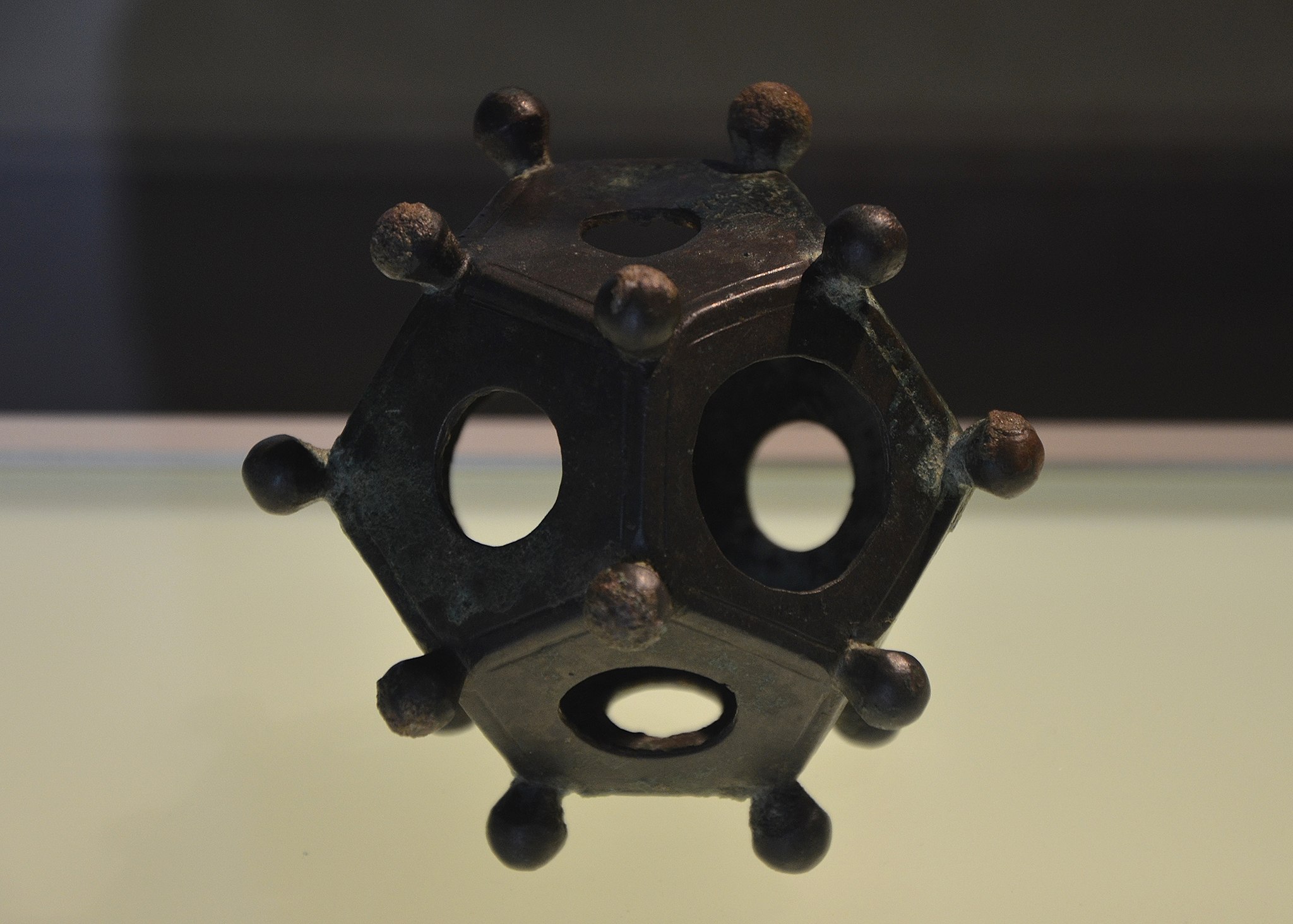 Dodecahedron Cruth Na Cruinne
