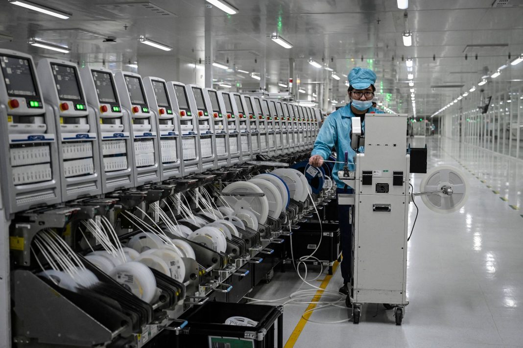 Unemployment and Public Discontent Put China's Stability Apparatus to ...