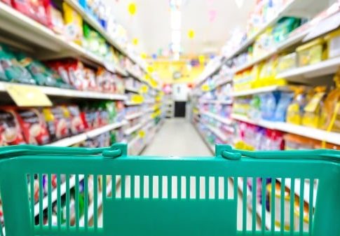 Costco Vs. Aldi: 2025 Price Comparison Shows Which Grocer Reigns ...