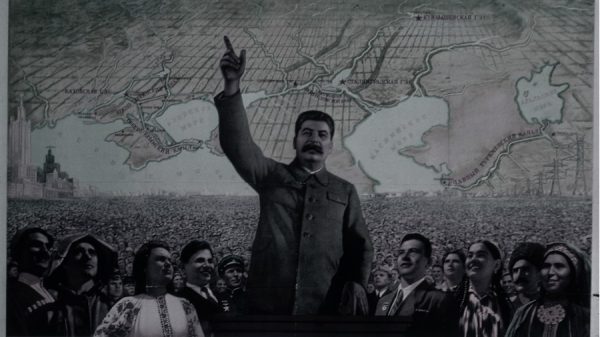 Stalin’s Final Hours: Abandoned on the Floor as Fear Paralyzed the ...