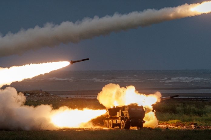 Taiwan Conducts First Public Live-Fire HIMARS Drill on West Coast ...